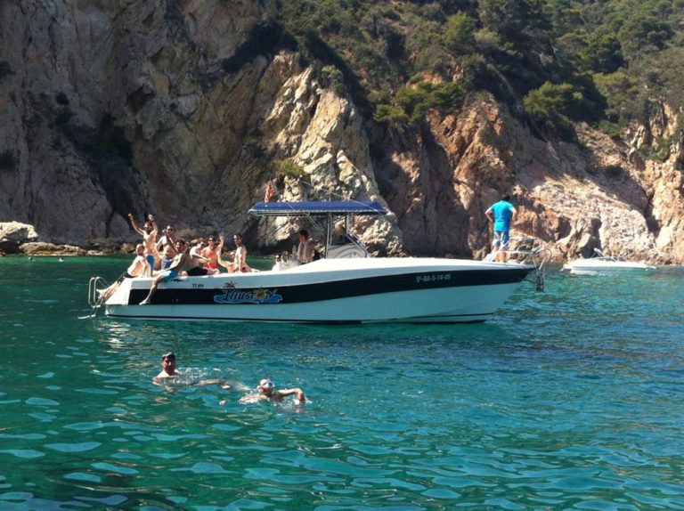 Bluesail Costa Brava, excursiones en barco y catamaran. Actividades Mar